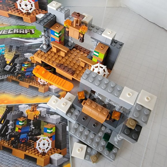 Lego | Toys | Lego Minecraft 2124 The End Portal Steve Endermen Cave ...